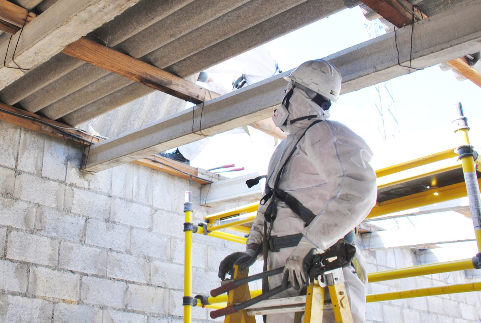 Dangers of asbestos exposure - Accident Claims Cardiff